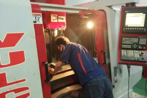 Spesialis Service Mesin CNC , Retrofit & Spare Part